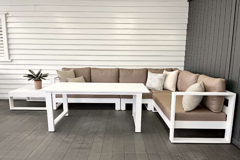 1.6M LOW DINING TABLE WHITE - Outside Space